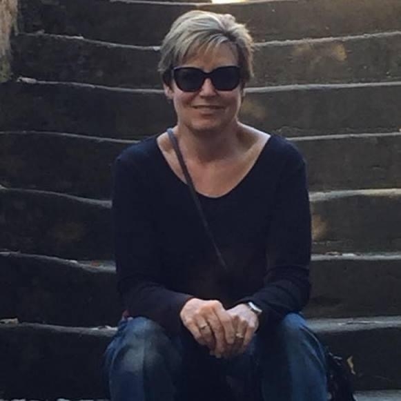 Laura Ellis Paintings - Pixels