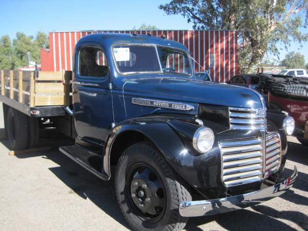 Online Art Contest - LARGE CLASSIC WORK TRUCKS 1930s to 1960s CLOSE AND ...
